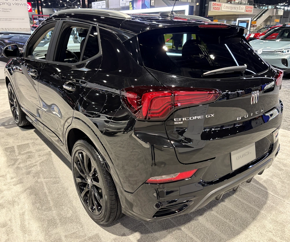 Inside The Buick Encore GX Small SUV - AutoSplainer